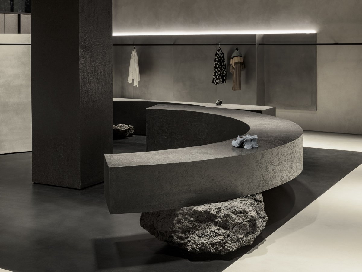 YINJISPACE - WGNB x SVRN Store Chicago